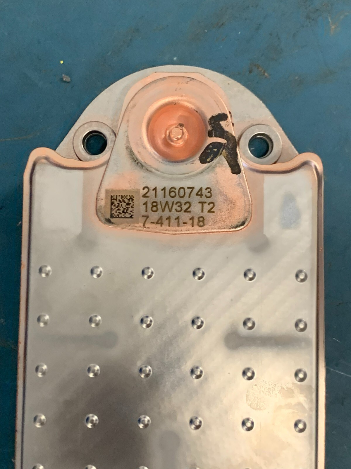 OIL COOLER 21160743 SWEDEN ENGINE LUBRICATION SYSTEM VOLVO RENAULT ...