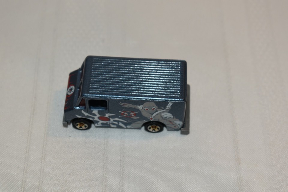Hot Wheels Blue 1986 Van with Ninjas Tampo Made in Malaysia | eBay