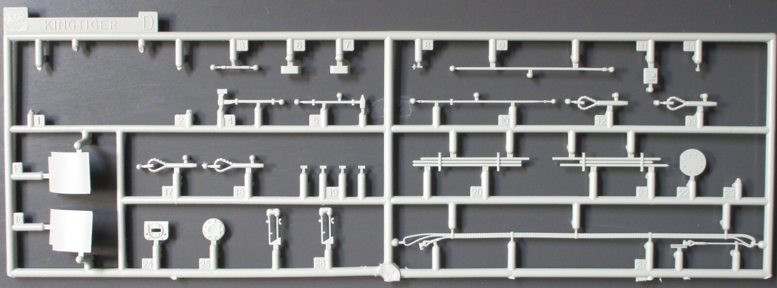 DRAGON 1/35 Scale King Tiger Henschel - Parts Lot D from Kit No. 6324 ...