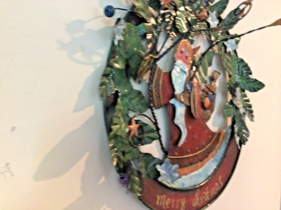 Christmas santa dry Christmas wreath Metal for door or wall, very cool ...