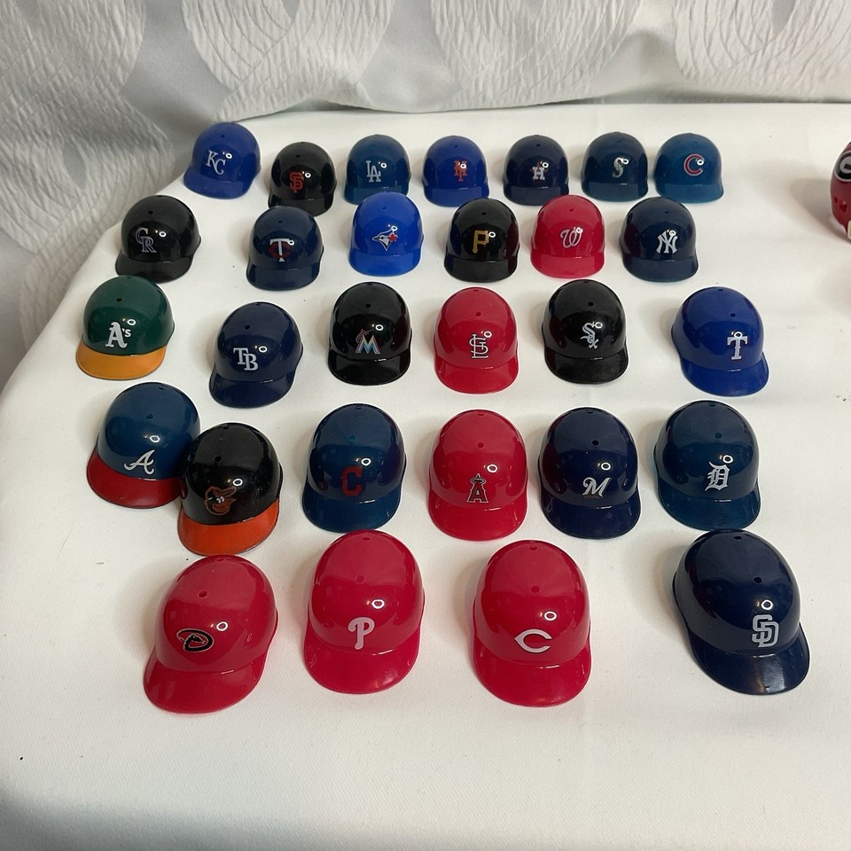 Lot of 29 Major League Baseball MLB Mini Plastic Helmets | eBay