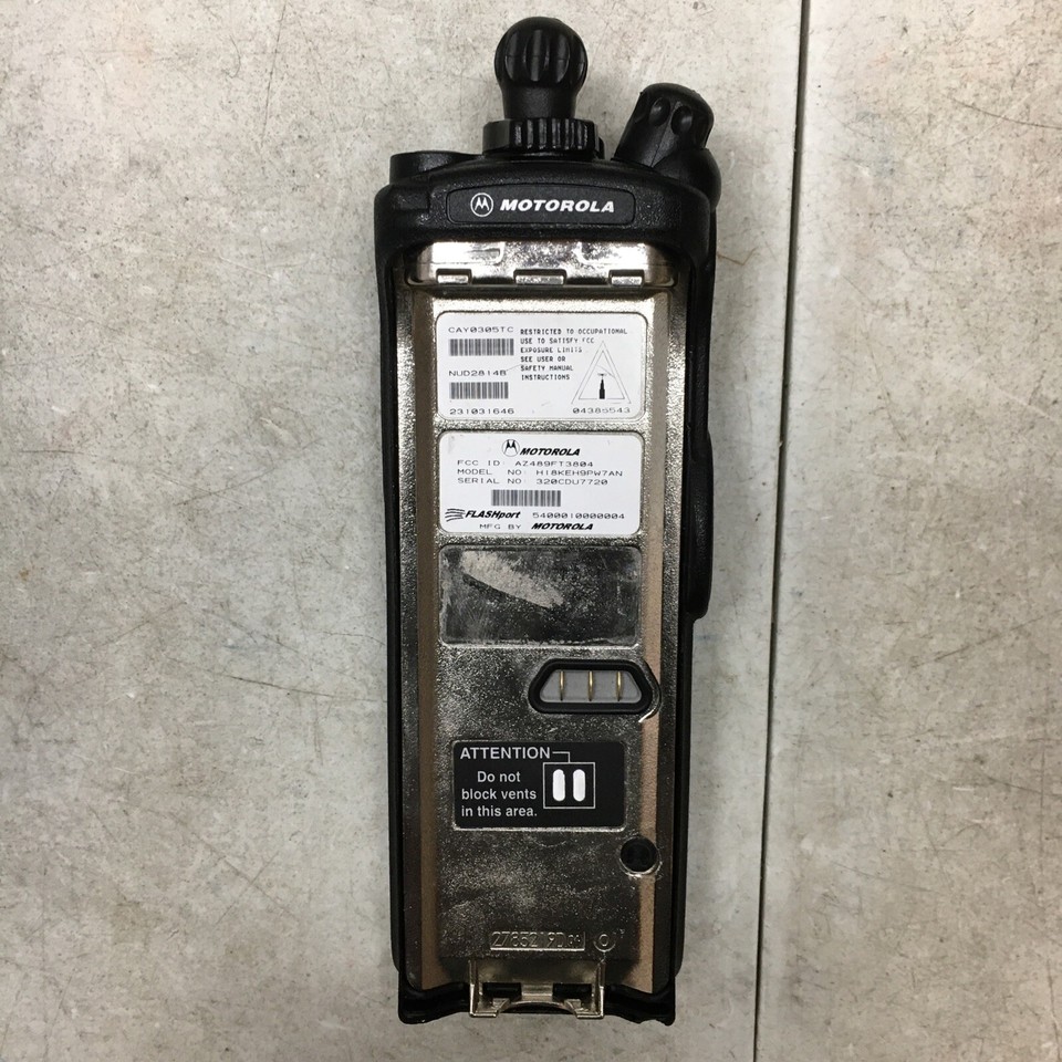 MOTOROLA XTS5000 III VHF 136-174mhz P25 DIGITAL RADIO H18KEH9PW7AN with ...