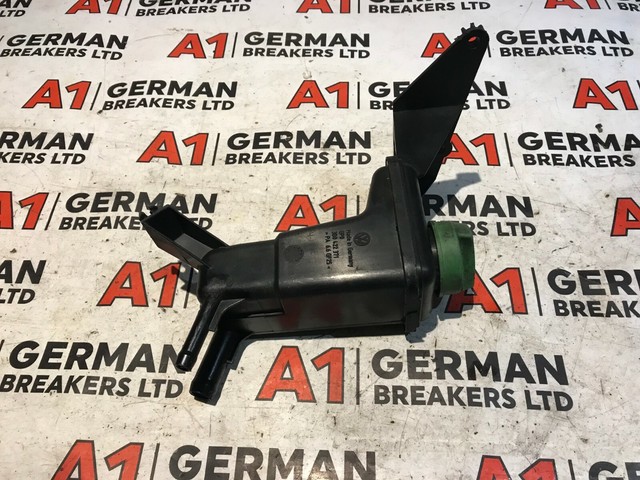 VW Passat B5.5 Power steering fluid bottle reservoir 3B0 422 371 ...