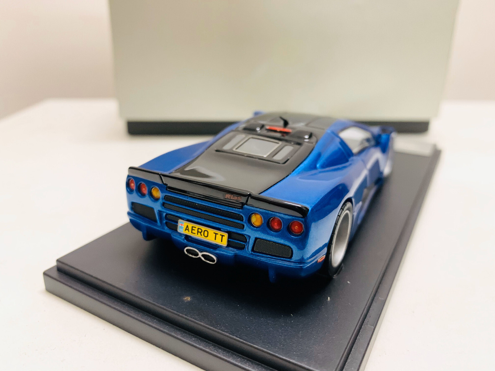 1/43 Scale Resin Model Car SSC Penske Racing Shocks Ultimate Aero Blue ...