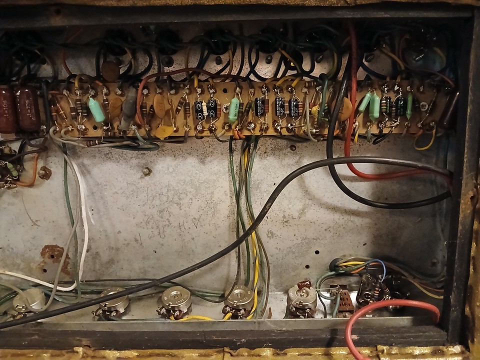 1970s Plush 1000S 100 Watt 6L6GC Guitar Amplifier Head Gold Sparkle ...