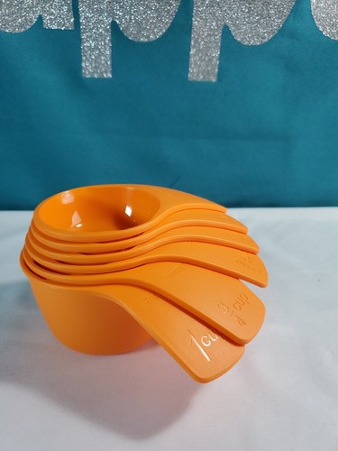 Tupperware Measuring Cups Measuring Mates Cups Set of 6 Orange New ...