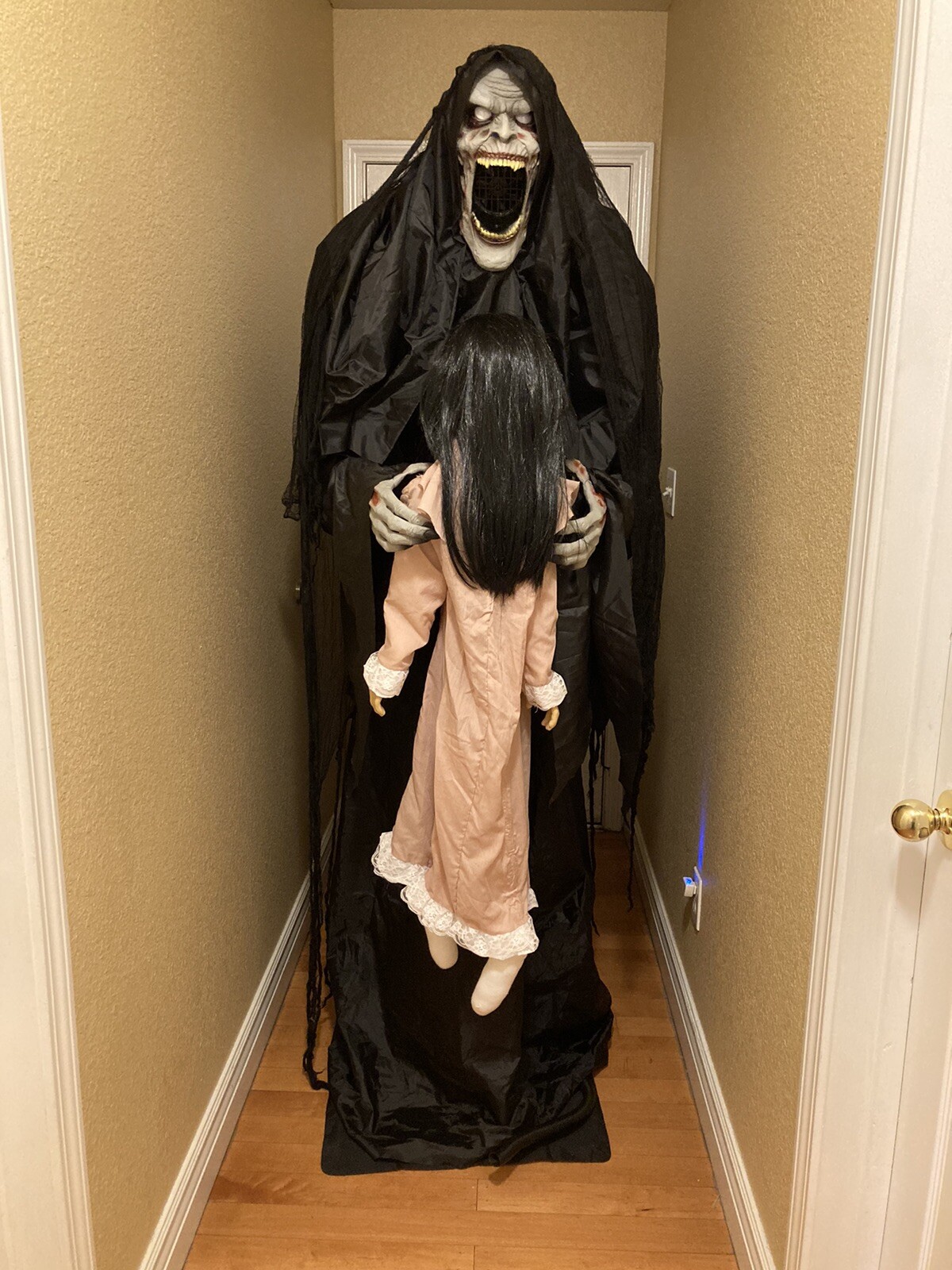 Spirit Halloween 6.2 Ft Tall Harvester of Souls Animatronic Scary Prop ...