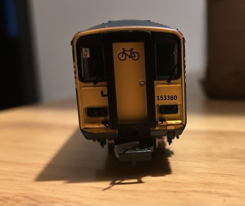 Hornby - ScotRail, Class 153, 153377 (R30011) OO Gauge missing coupler ...