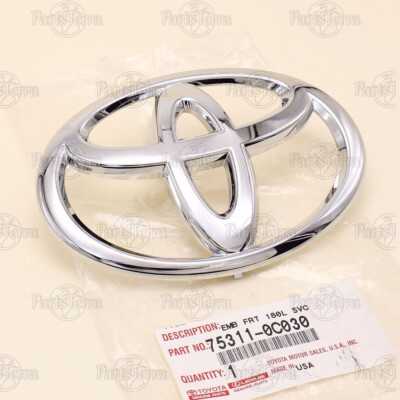 753110C030 GENUINE OEM Toyota Front Radiator Grille Chrome Emblem 75311 ...