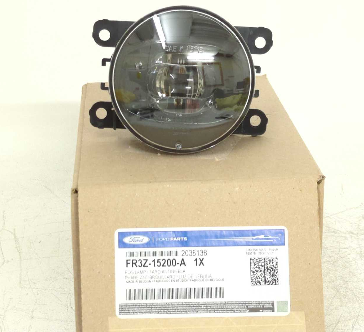 New OEM Genuine Ford Fog Light 2015-2023 Mustang Transit Connect FR3Z ...