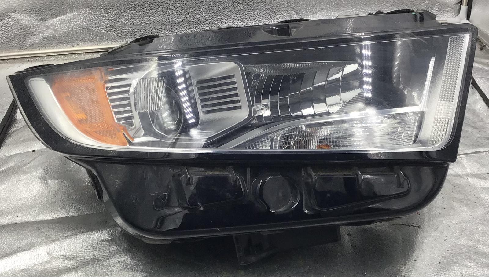2017 2018 2019 FORD EDGE Headlight Right Passenger Halogen OEM | eBay