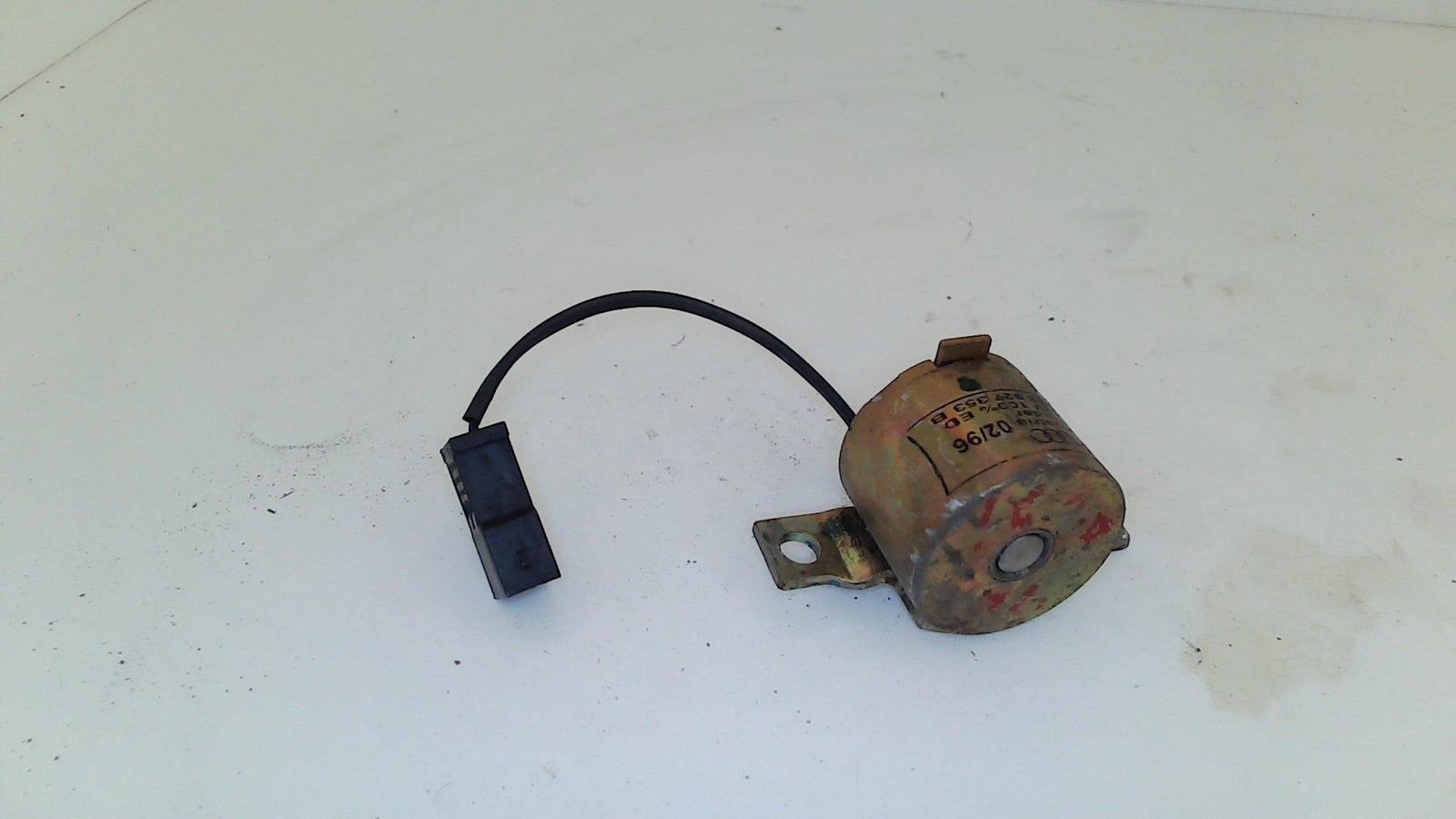 Volkswagen Shifter Lock Solenoid 893927353B (USED) | eBay