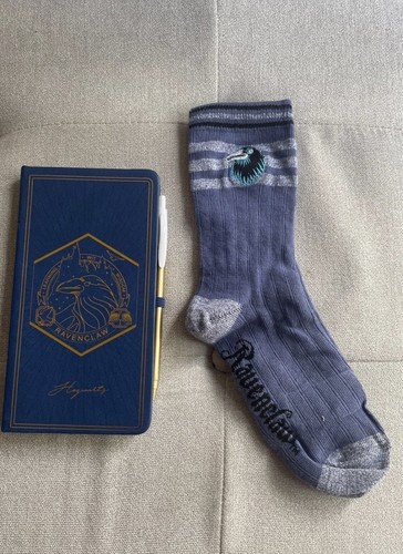 Harry Potter Hogwarts Ravenclaw notebook Journal With pen & crew socks ...