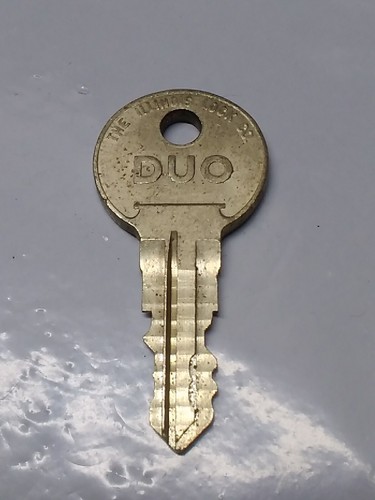 DUO JUKEBOX WALLBOX Lock Key L9652 COIN OPERATED SEEBURG | eBay