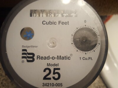 BADGER MODEL 25 REGISTER READ-O-MATIC WATER METER HEAD 1 CUBIC FEET ...
