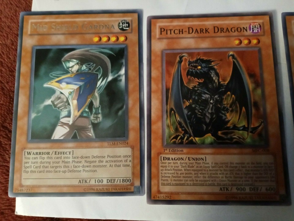 Yugioh! Mid Shield Gardna; 1E:Pitch Dark Dragon; Indomidable Fighter ...