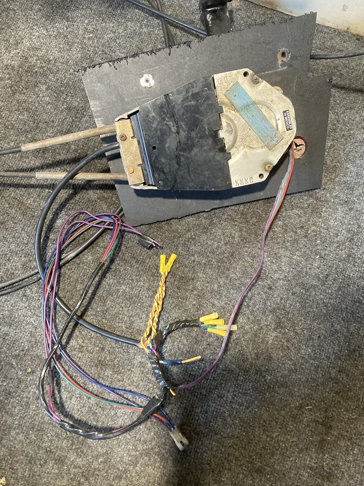 M2 MERCRUISER QUICKSILVER THROTTLE SHIFT CONTROL ASSY SHIFTER Remote ...