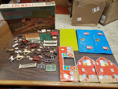 Vtg Marx Modern Tin Farm Set Barn Animals Tractor Farm Equipment #3931 ...