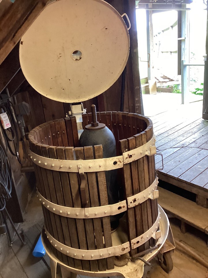 Wine Grape/Apple Juice Bladder Press | eBay