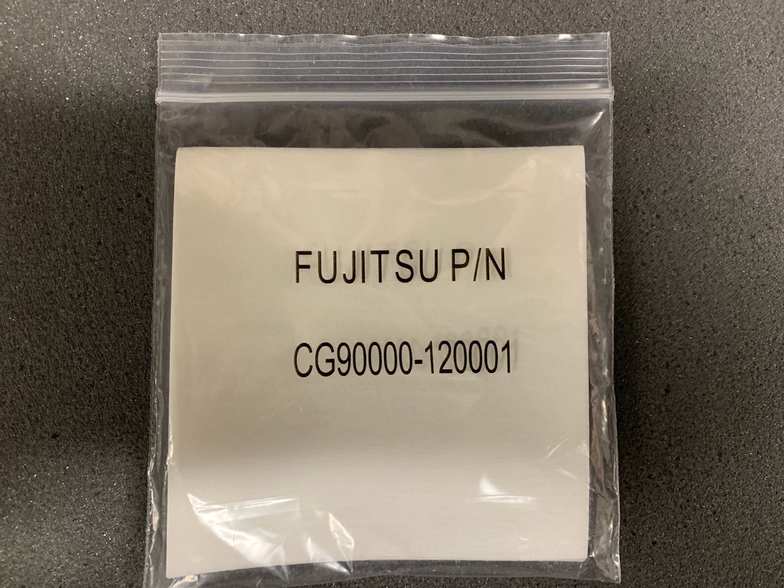 One Fujitsu CG90000-120001 Lent free cleaning cloths/Wipes 4"X4" 20 ...