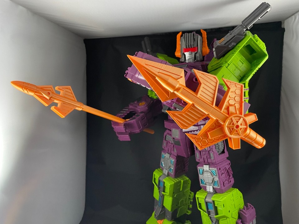 Blaster Gun & Spear for G1/Titan Return Scorponok/Black Zarak ...