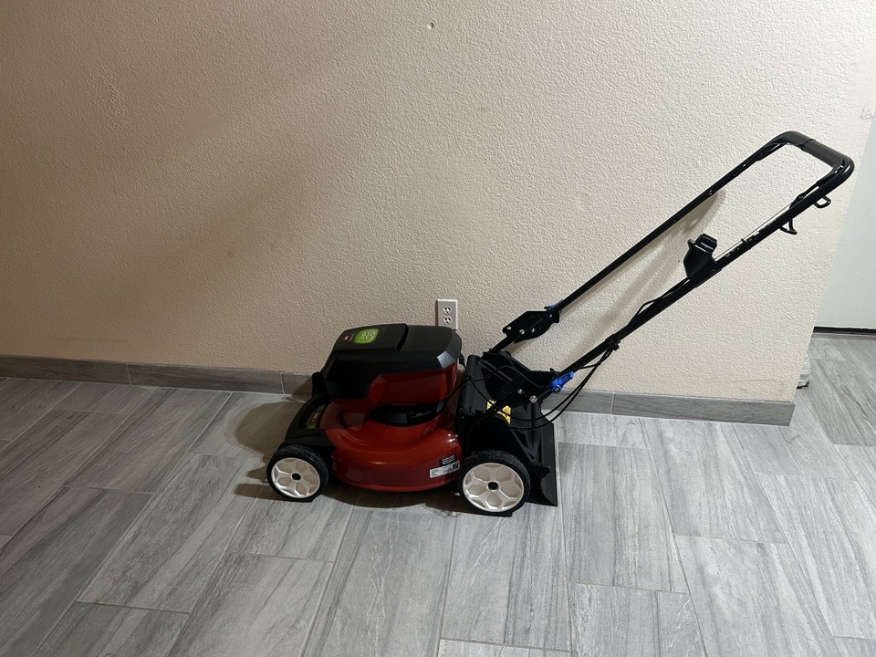 TORO 21 in Self Propelled Recycler 60V Tool Only No Battery No Charger ...