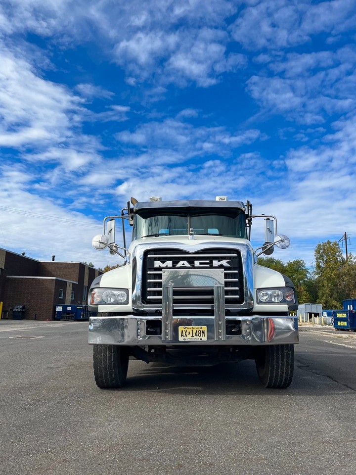 2017 Mack Roll-off truck | eBay