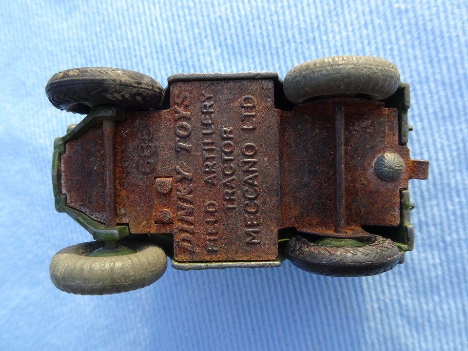 Dinky Meccano Toy Model Military Vehicle Field Artillery Tractor 688 ...