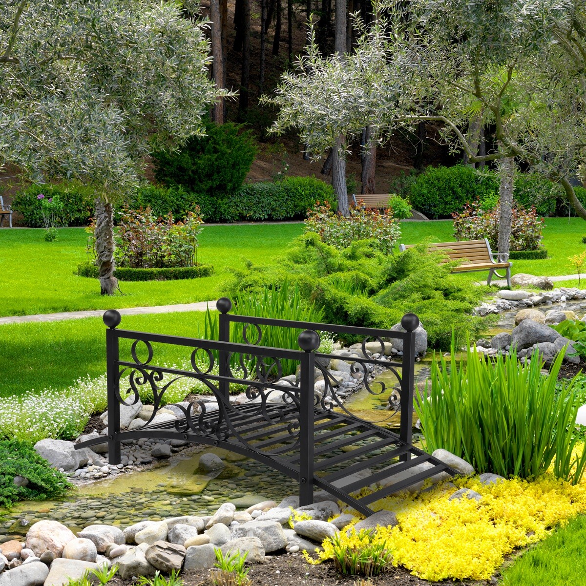 Outdoor Metal Garden Bridge with Security Guardrail for Patio Pond ...
