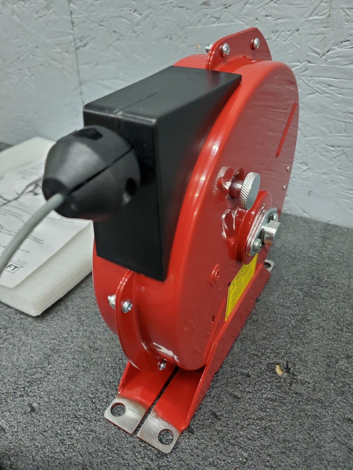 Reelcraft G-3050-N - 50ft. Static Discharge Self Retract Bonding Reel ...