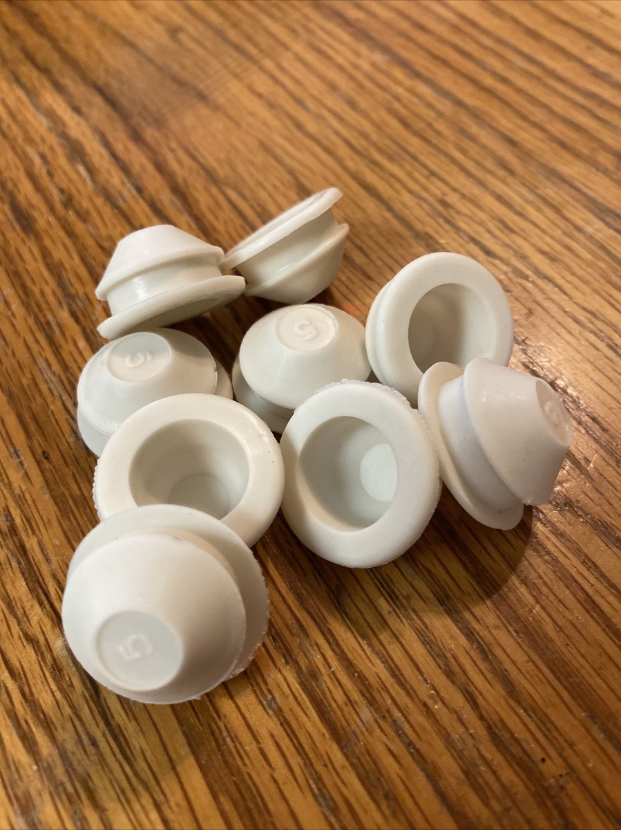 Salt And Pepper Rubber Plugs 50PCS Silicone Salt And Pepper Shaker