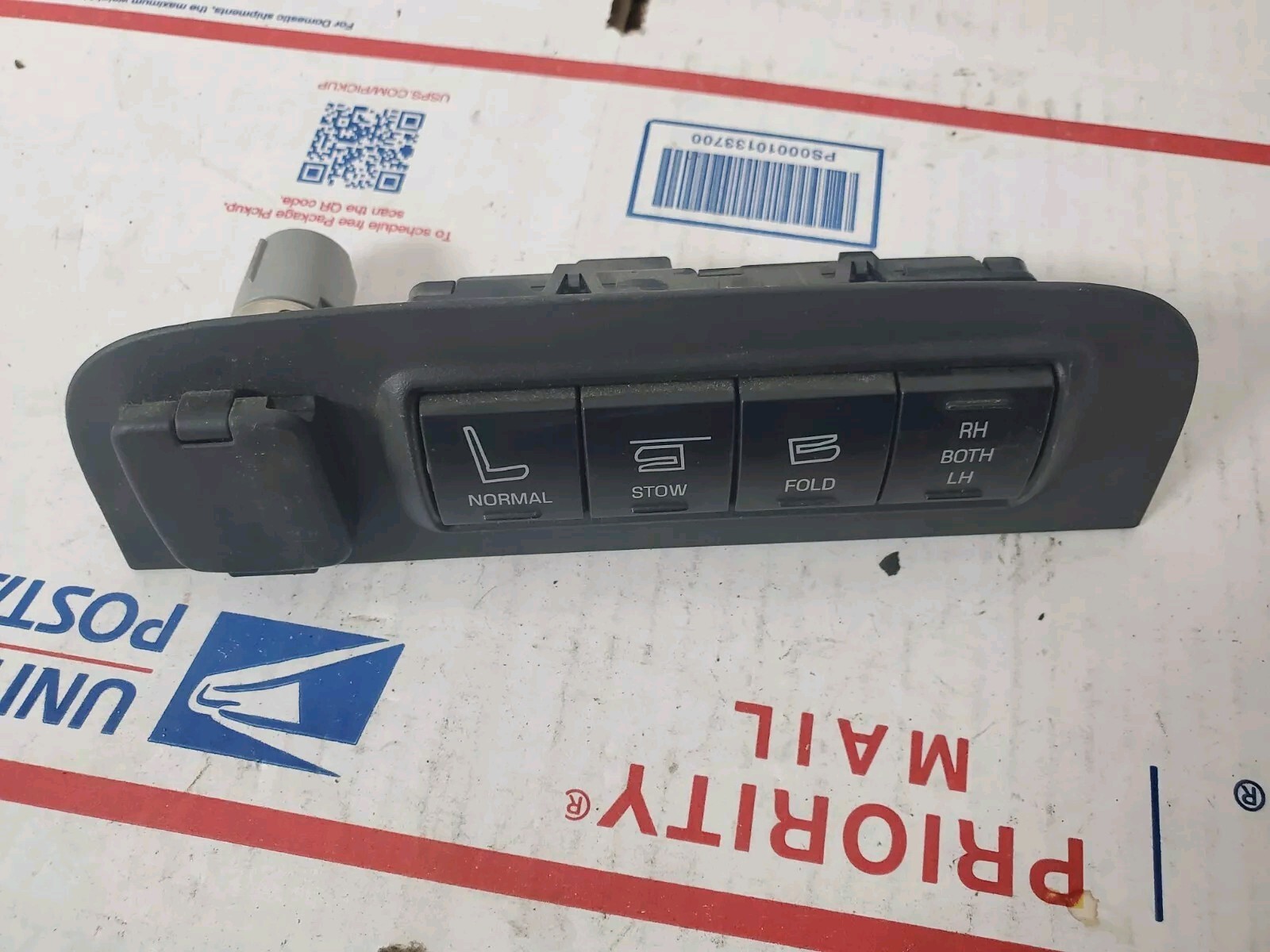 2011-2015 Ford Explorer Rear Seat Stow Fold Switch Panel BB5T-14B178 ...