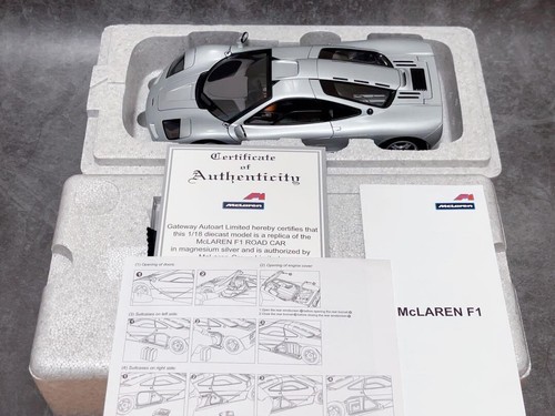 AUTOart 1/18 SIGNATURE McLAREN F1 Short Tail Road Car (Magnesium Silver ...