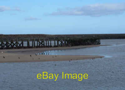 Photo 6x4 North Jetty Amble Looking north across the River Coquet ...