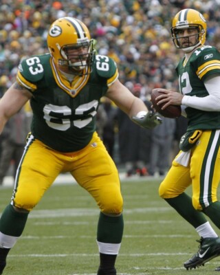 SCOTT WELLS & AARON RODGERS 8X10 PHOTO GREEN BAY PACKERS PICTURE NFL ...