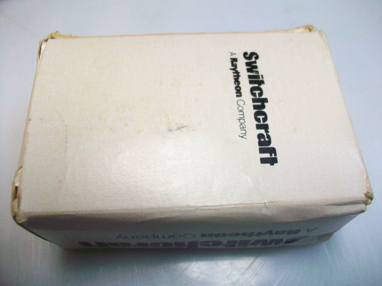 BOX OF 100 NEW SWITCHRAFT PC712A POWER JAX JACKS | eBay