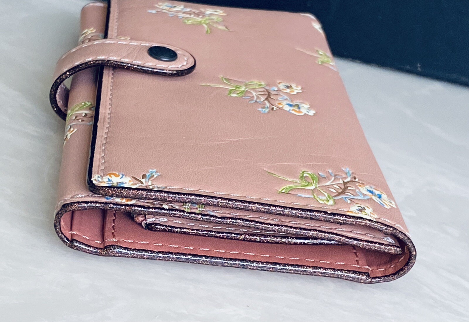 COACH DUSTY ROSE FLOWER & BOW SLIM TRIFOLD SNAP WALLE… - Gem