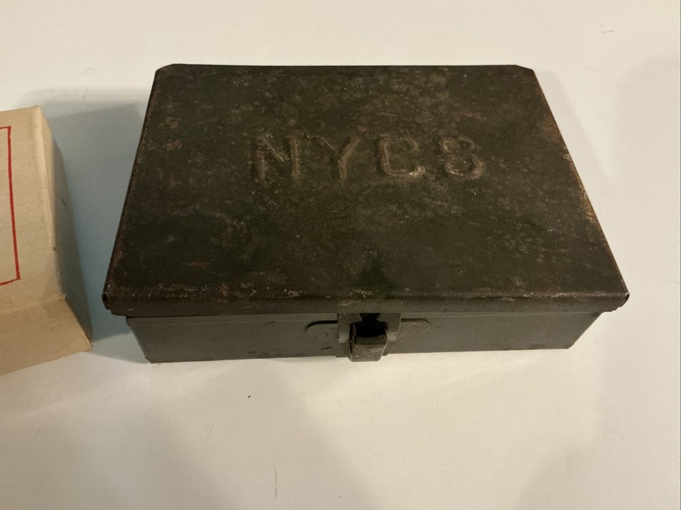 Vintage NYC System First Aid Kit Metal Box New York Central; American ...