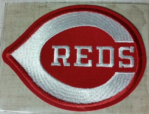 MLB COOPERSTOWN COLLECTION 5" x 3 3/4" PATCH - 1975 CINCINNATI REDS ...