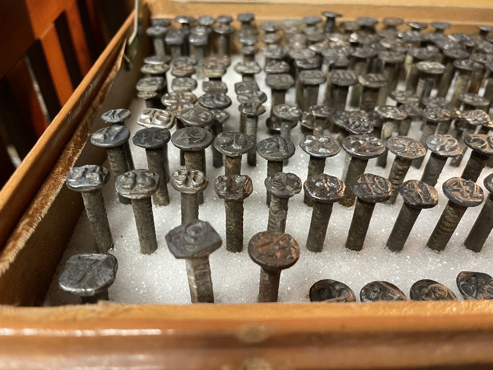 242 RAILROAD + POLE DATE NAILS 1900-1969 Round Square Diamond + War ...