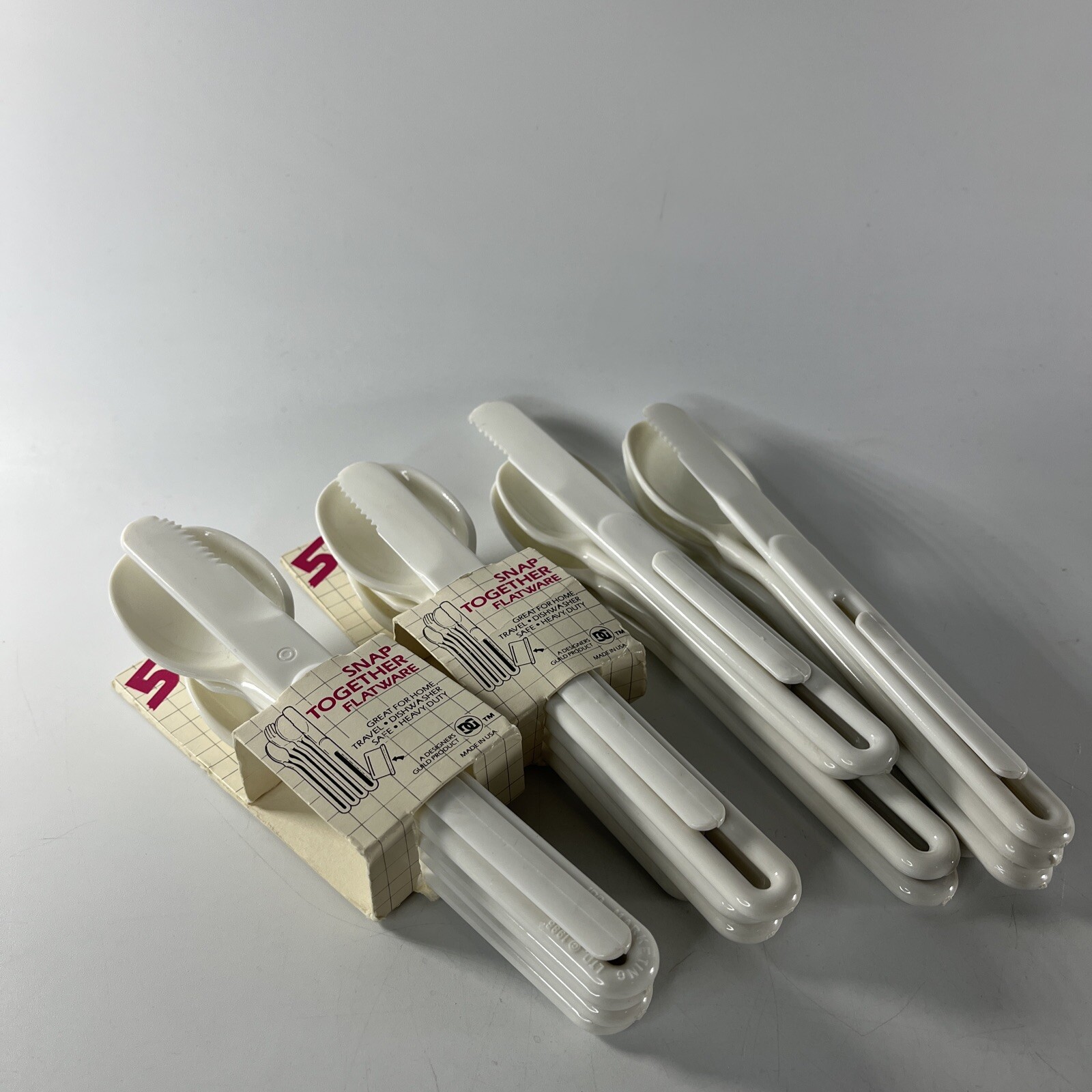 Tupperware on The Go Cutlery 4 Sets Silverware Fork Knife Spoon Snap ...