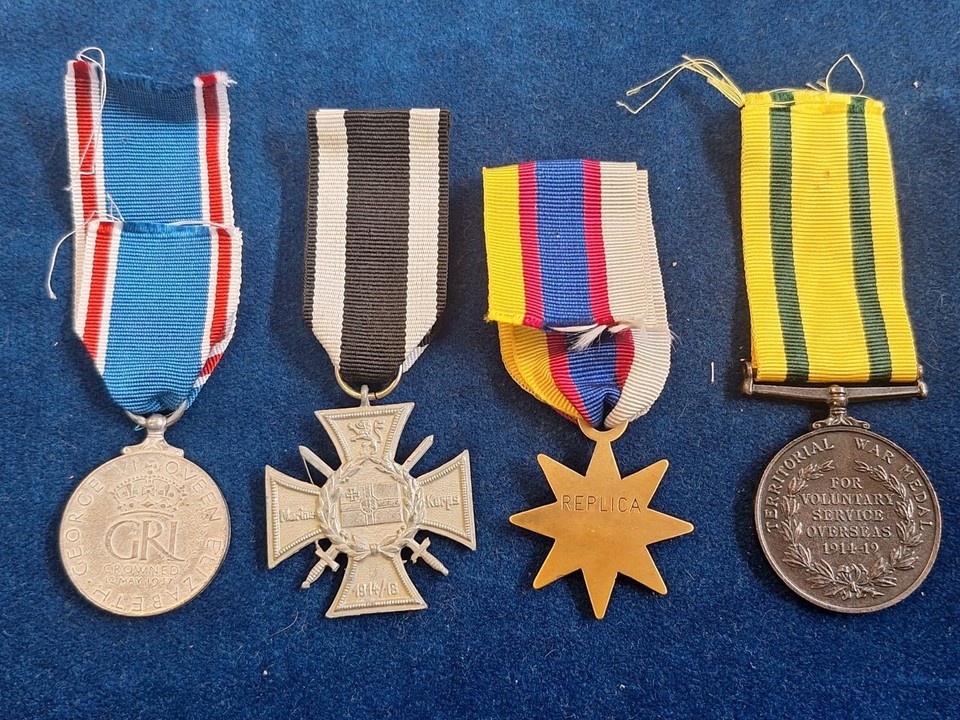 JOB LOT OF BRITISH MILITARY FULL SIZE MEDALS REPRODUCTIONS COPIES | eBay