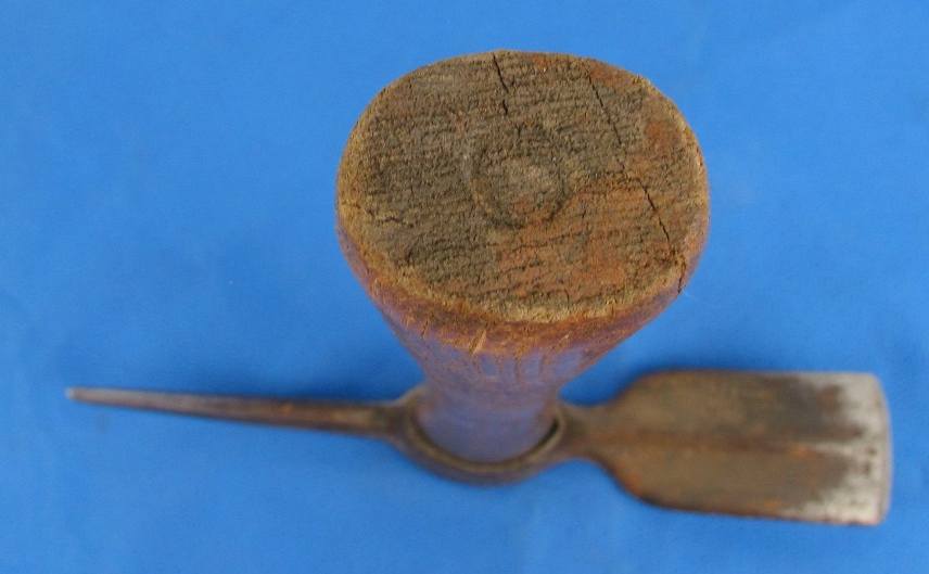 Vintage WW2 U.S. 1945 Diamond Calk Military Trenching Pick Axe Original ...