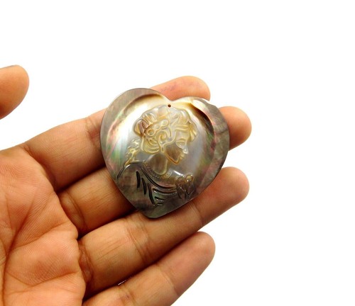 100% Natural 32Cts. Abalone Shell Lady carving Heart Loose Jewelry ...