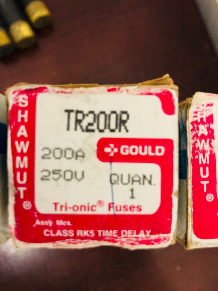 TR200R Tri-Onic Fuse 200AMP 250VAC RK5 Class Time Delay Current ...