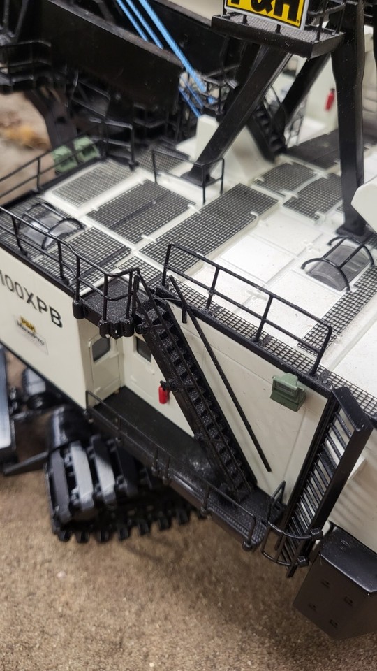 P&H 4100XPB Mining Rope Shovel - HO 1:87 Scale Diecast Model | eBay