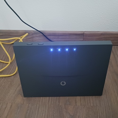 Vodafone EasyBox 805 VDSL-Router 300 Mbit-S WLAN 4x LAN schwarz | eBay.de