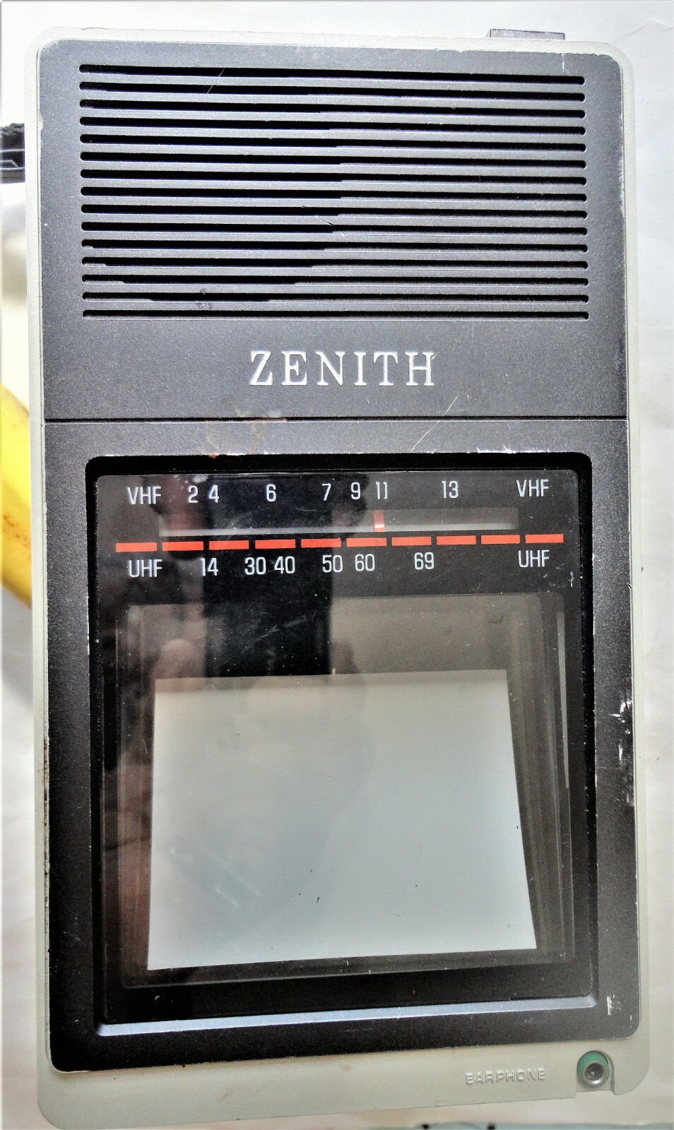 Vintage ZENITH Portable Handheld B&W Television TV UHFVHF 1985 Model ...