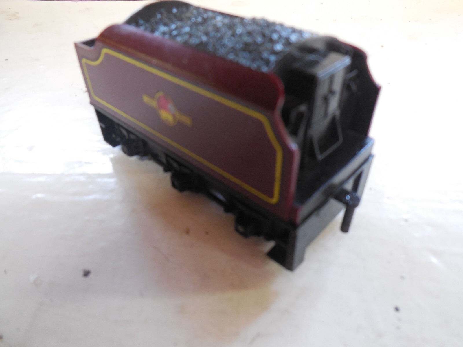 TRIANG R30/31 PRINCESS ROYAL BR TENDER. VERY GOOD CONDITION. LOOKS ...