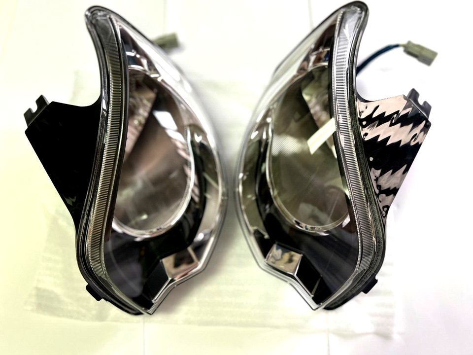 New Genuine Kubota Tractor L3902 Left & Right Head Lights Head Lamps ...